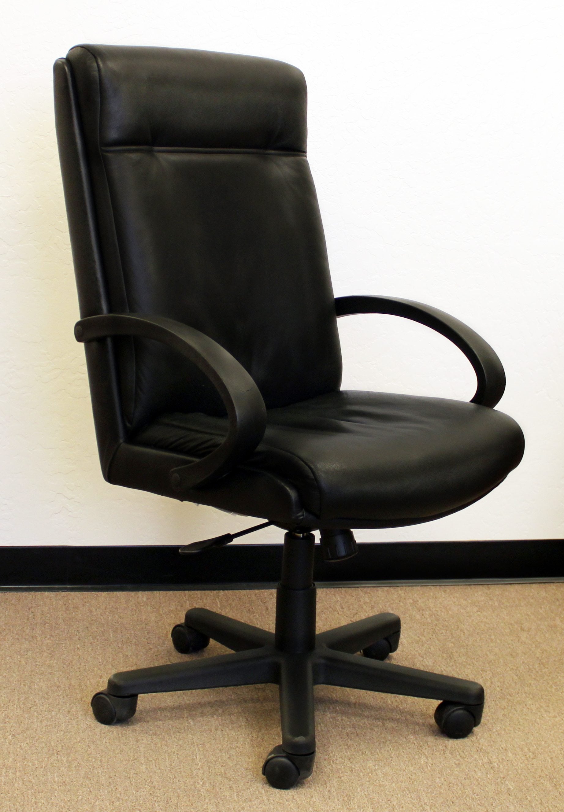 Steelcase Turnstone Executive 319 Used High Back Chair, Black ...