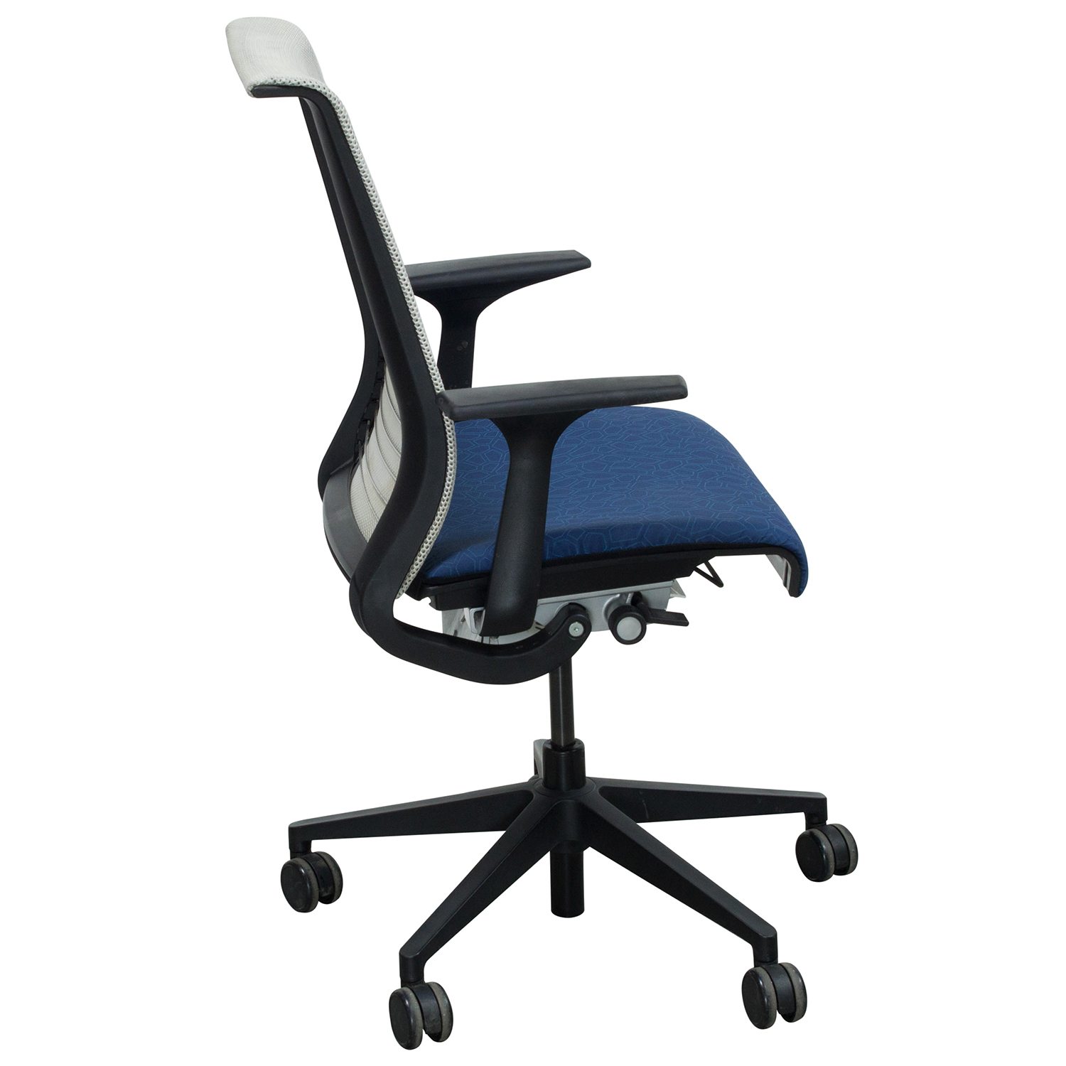 Steelcase Think Used Mesh Back Conference Chair, Blue Pattern - National Office Interiors and ...