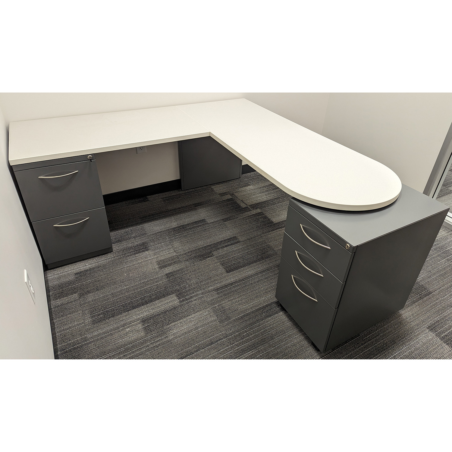 Haworth 24x66 24x42 Used L-shaped Bullet Desk Left Return, Gray ...