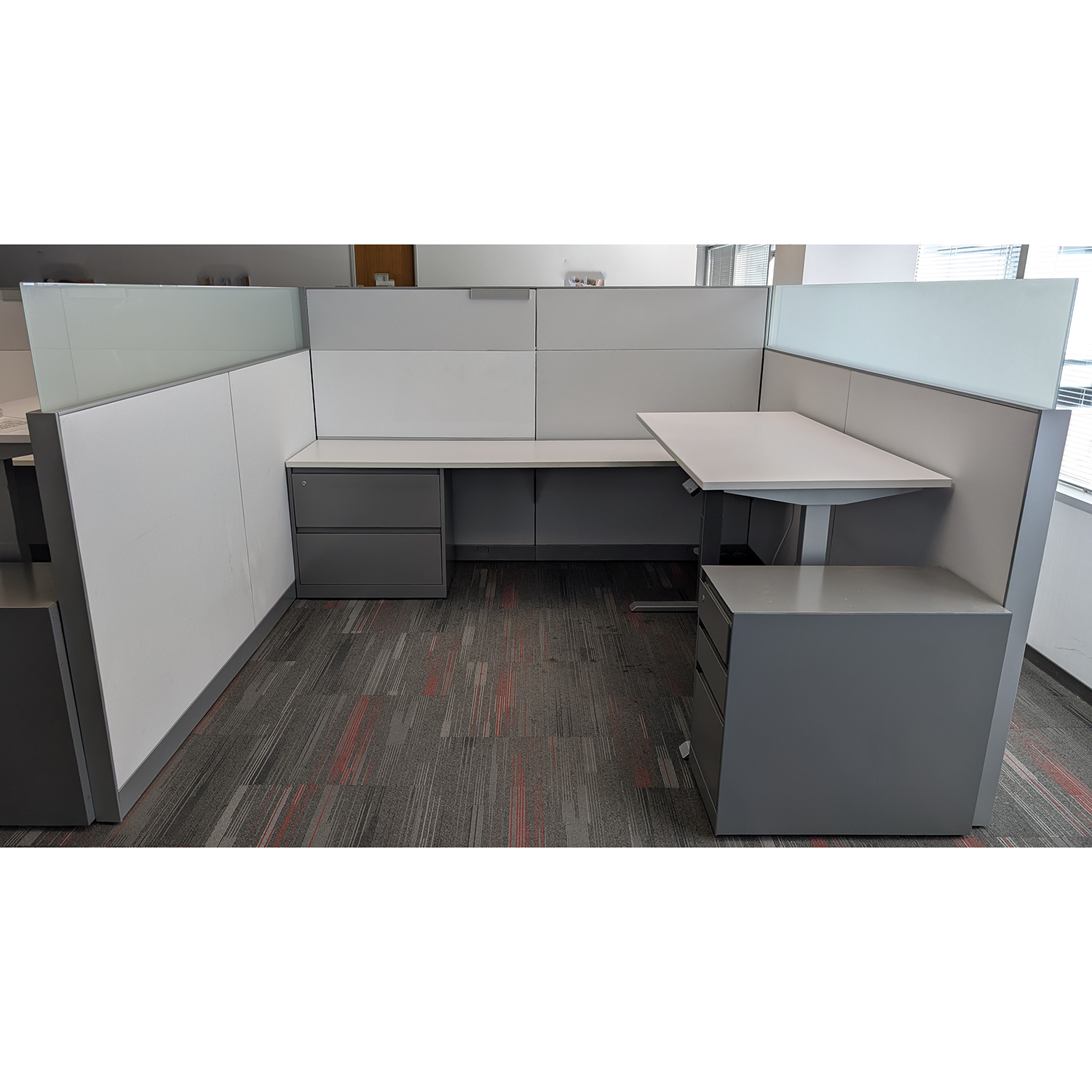 8x8 Steelcase Answer Used Cubicle w Adj Height Desk and Glass, White ...